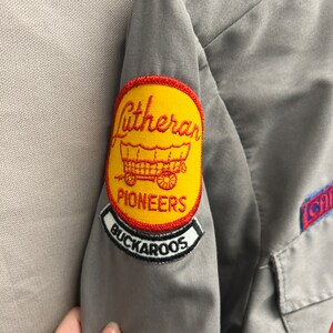 Large / Vintage Frontiersman Lutheran Pioneers 51 Buckaroos Grey Button ...