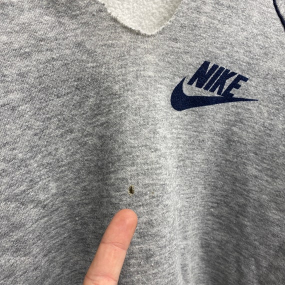 Medium / 1980s Nike Grey Blue Swoosh Cut V Neck Crewn… - Gem