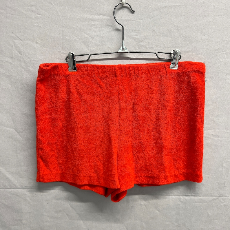 Large / 1970s Kmart Running Sprinter Red 2" Inseam Vintage Shorts - Etsy