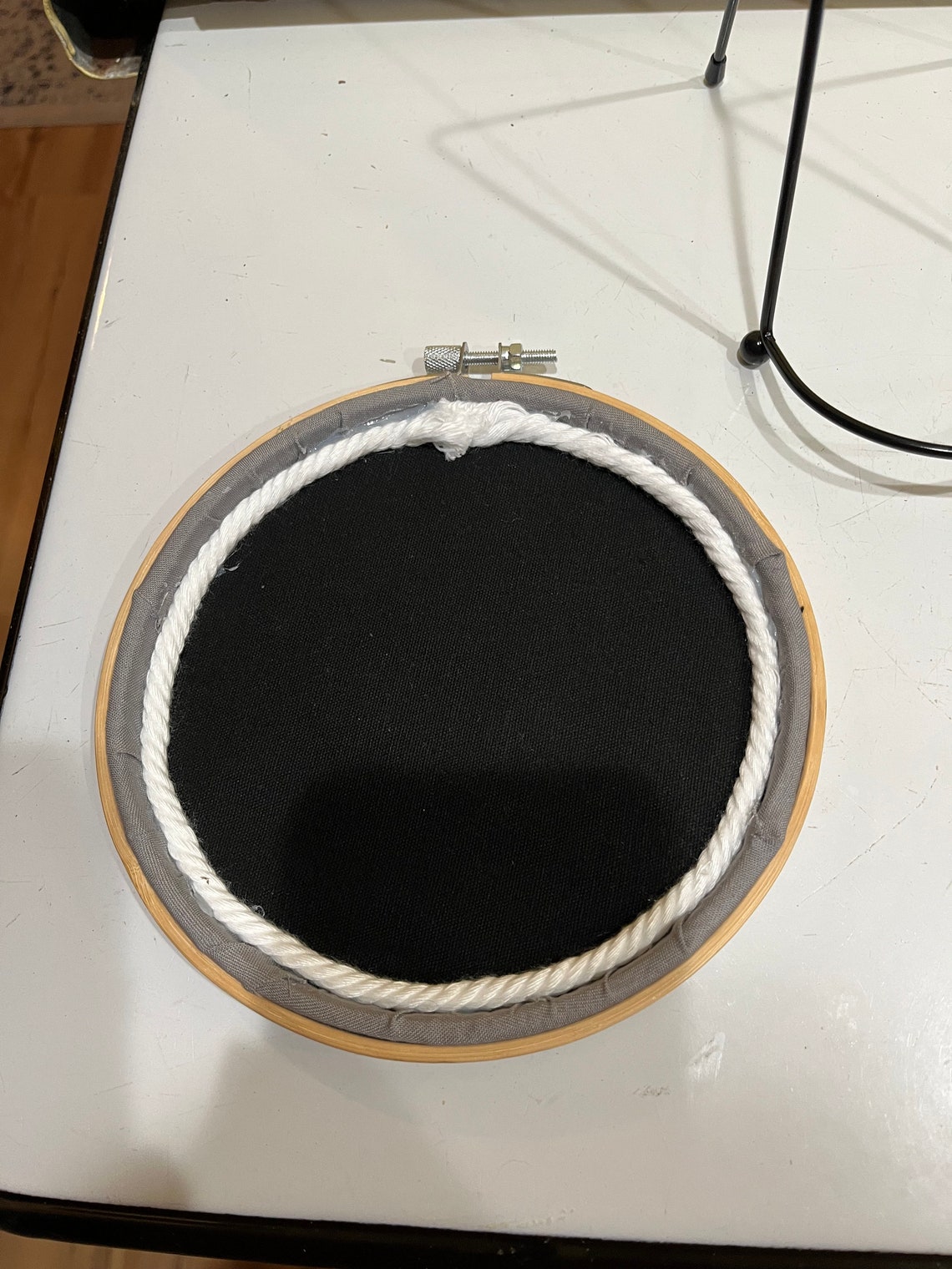 Honey Bee 6 Inch Hand Embroidery - Etsy