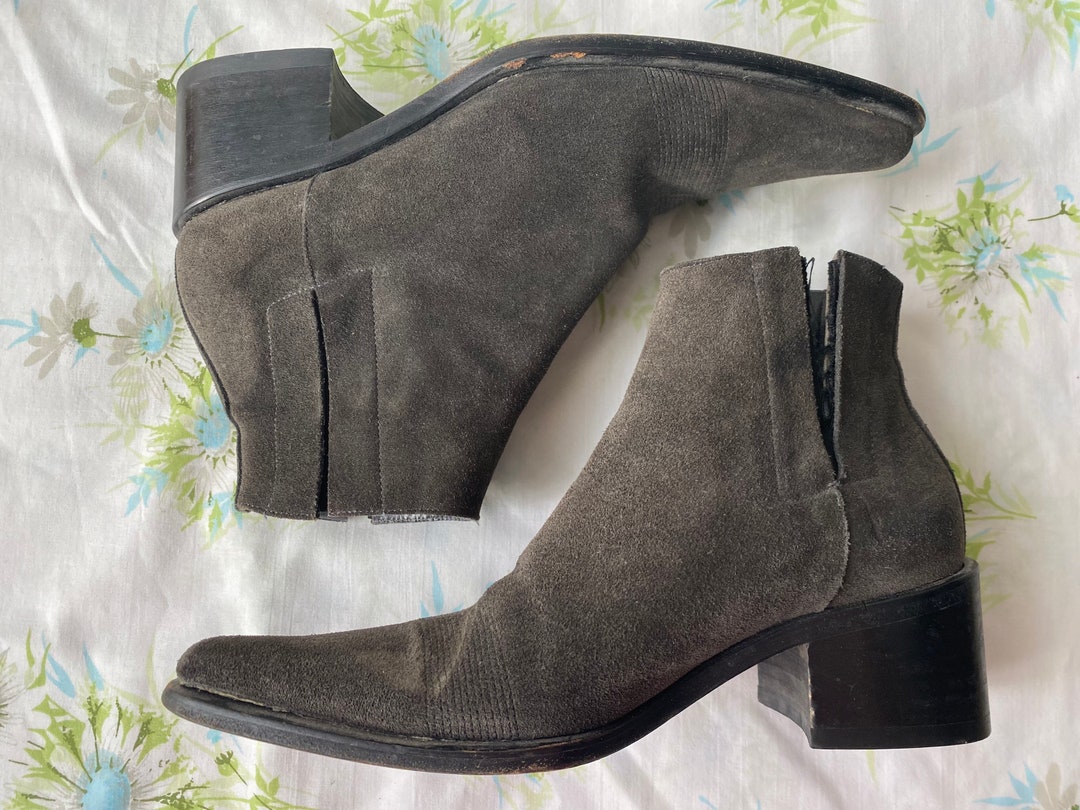 Vintage Suede Ankle Chelsea Boots in Charcoal Grey - Pointed Toe ...