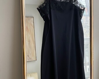 Vintage Satin Slip Dress in White With Floral Lace Trim Adjustable Straps Nylon Scalloped Hem ...