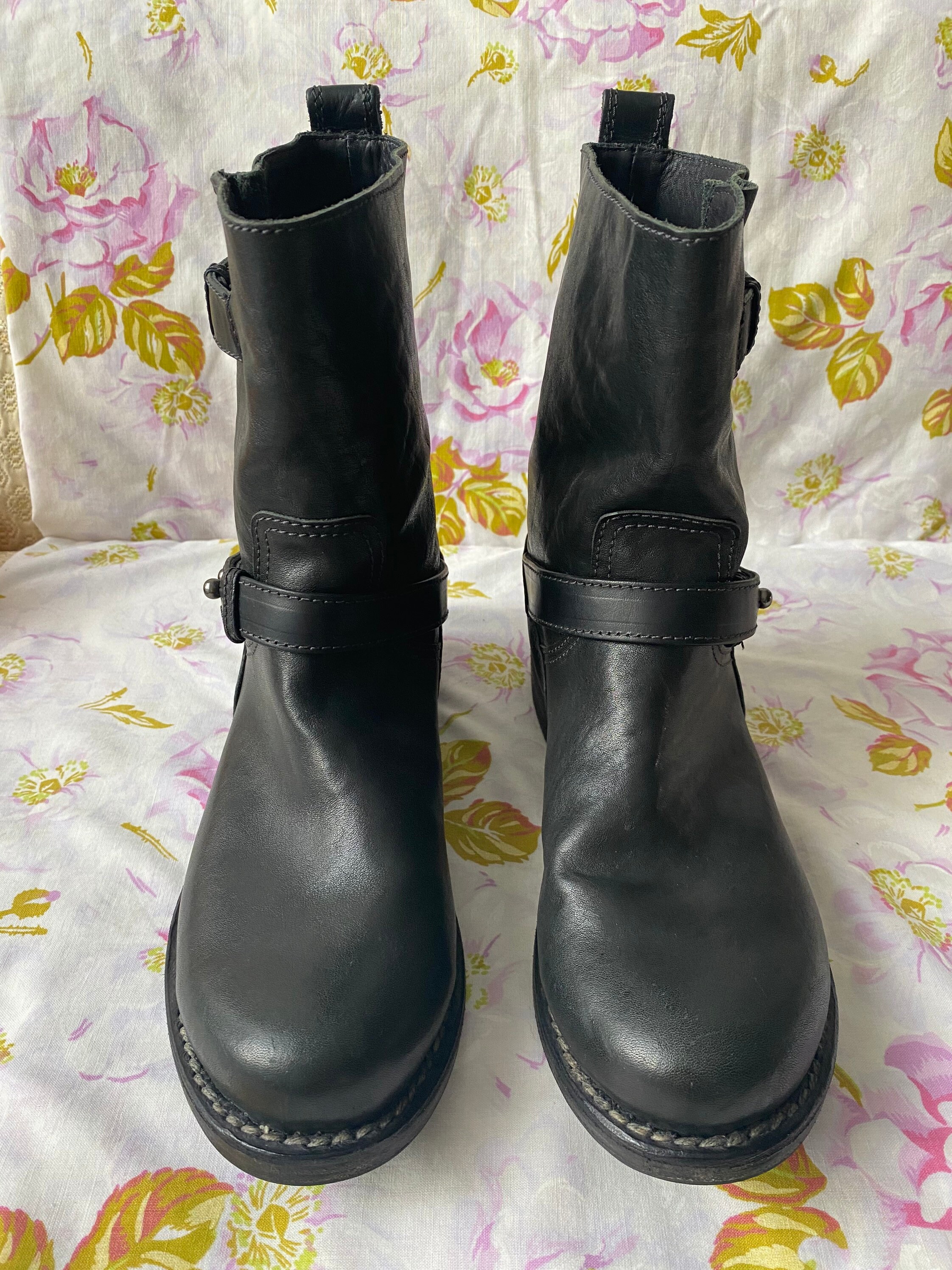 Rag and Bone Leather Motorcycle Ankle Boots With Harness Straps Round ...