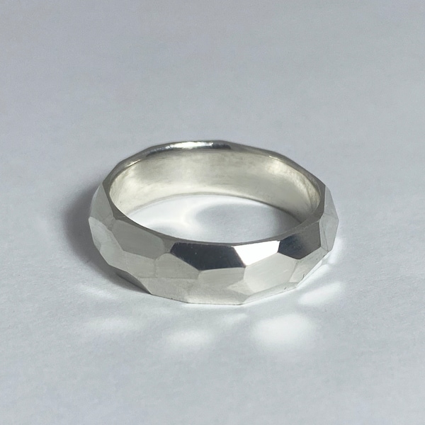 Faceted Band Ring - Etsy