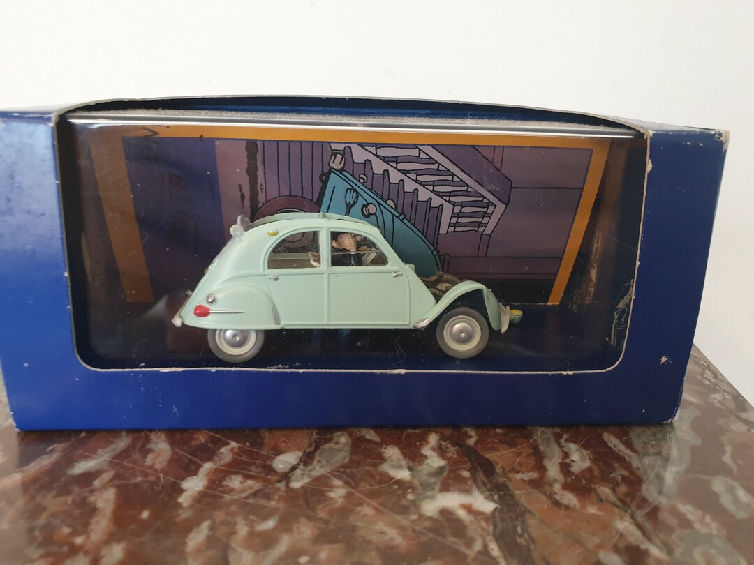 Tintin 'the Crashed 2CV' Model Car the Jewels of Bianca Castafiore ...