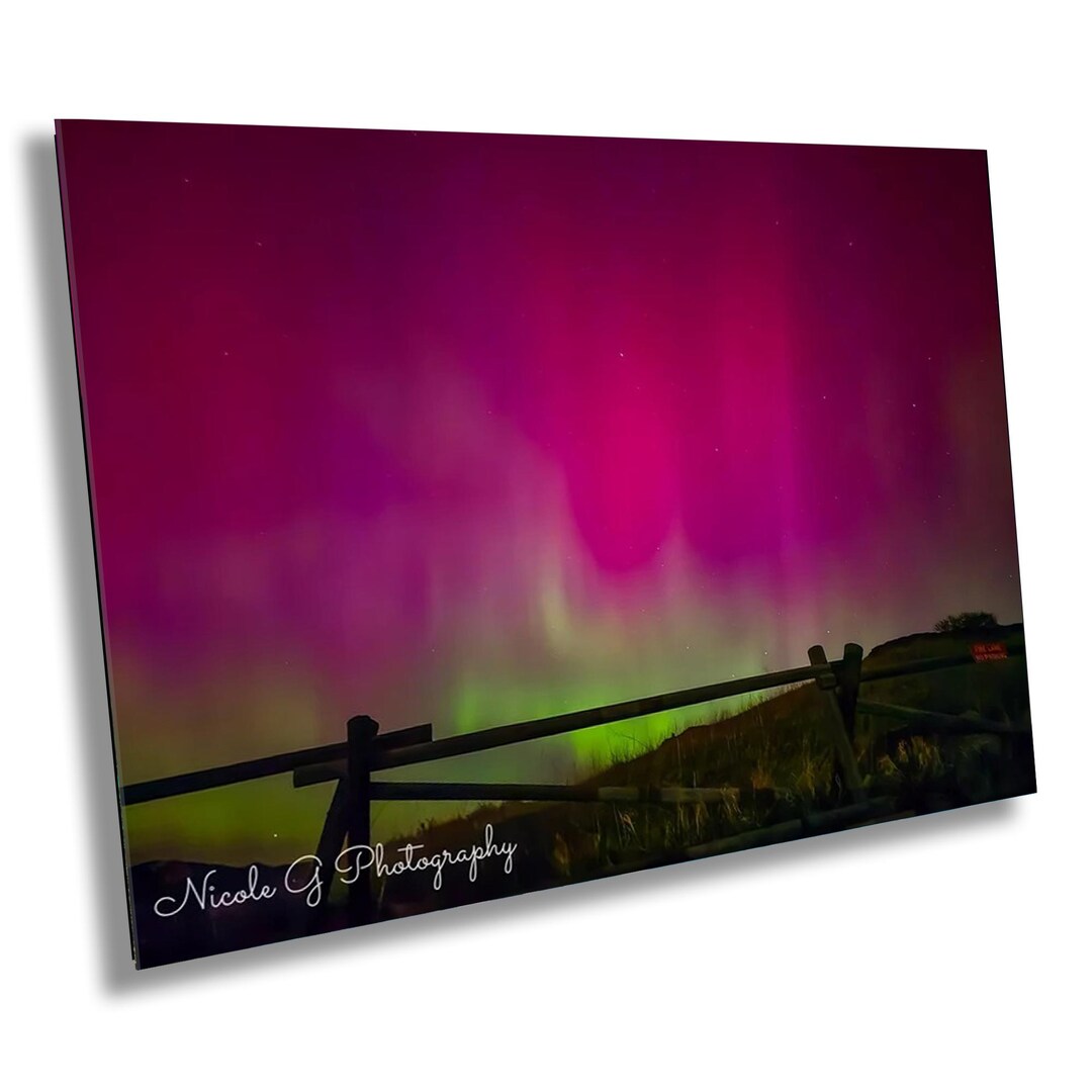 Fence Row Northern Lights Wall Art - Aurora Borealis Northern Colorado ...