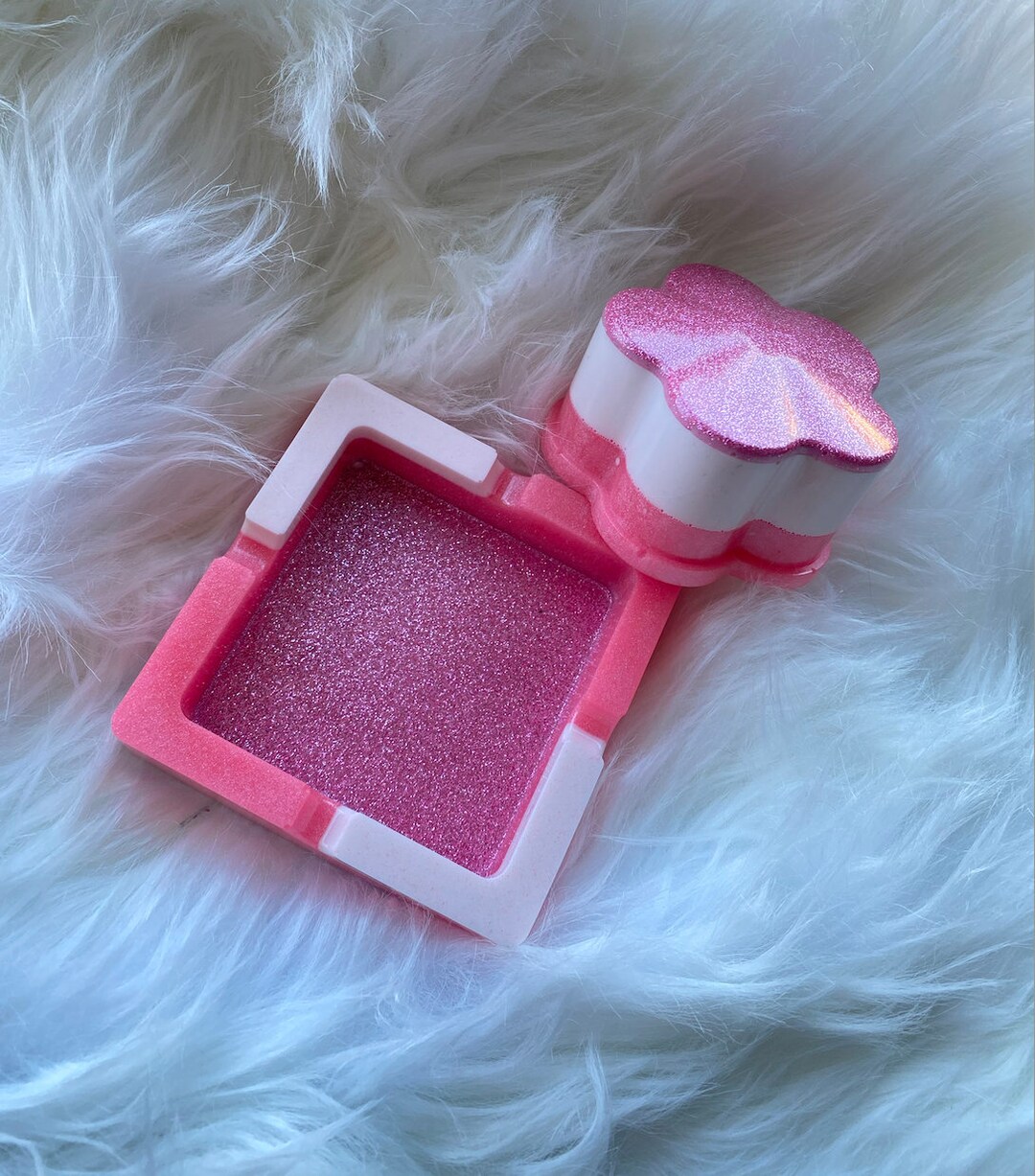 Monochromatic Pink + Glitter Ashtray With Small Box -- Pink/light Pink ...