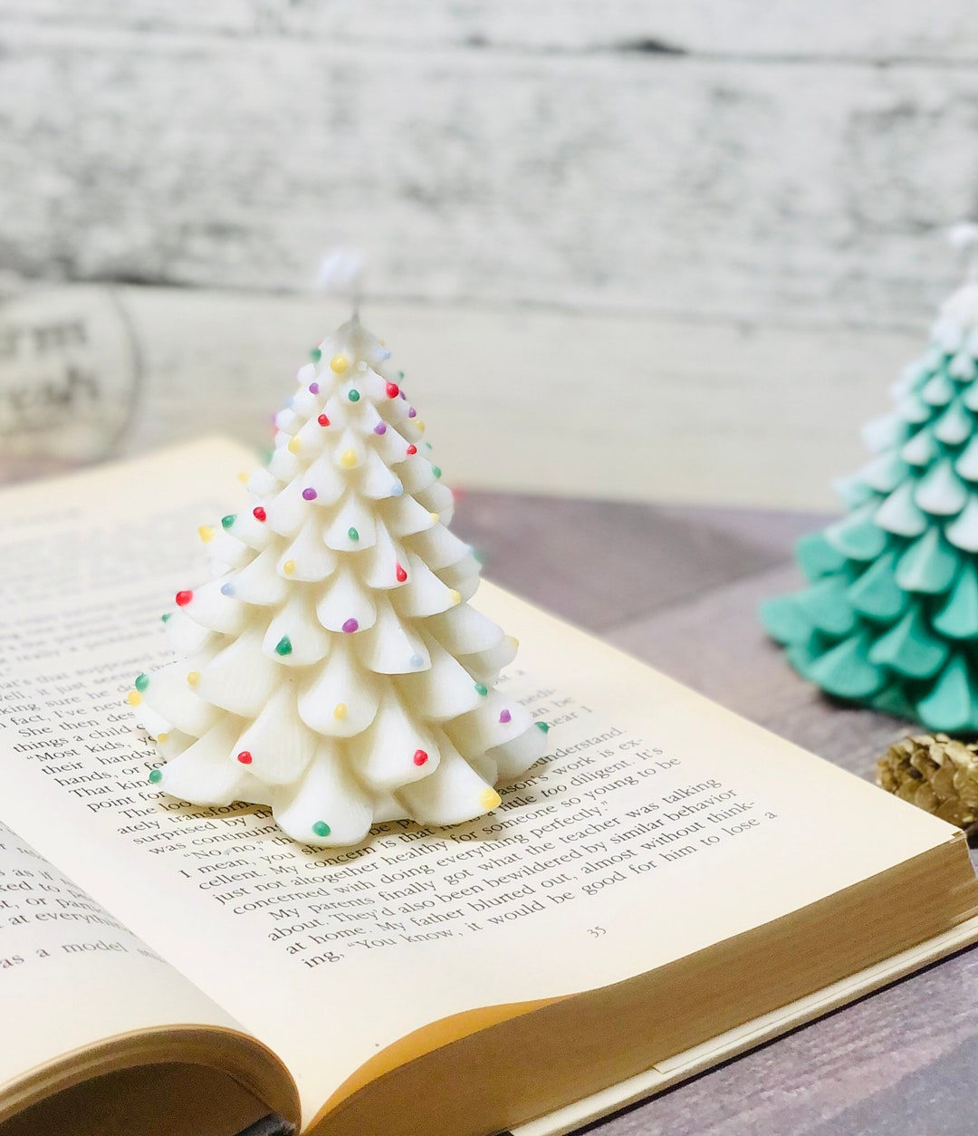 Christmas Tree Candle| Holiday Decor Candle| Christmas Tree With Lights ...