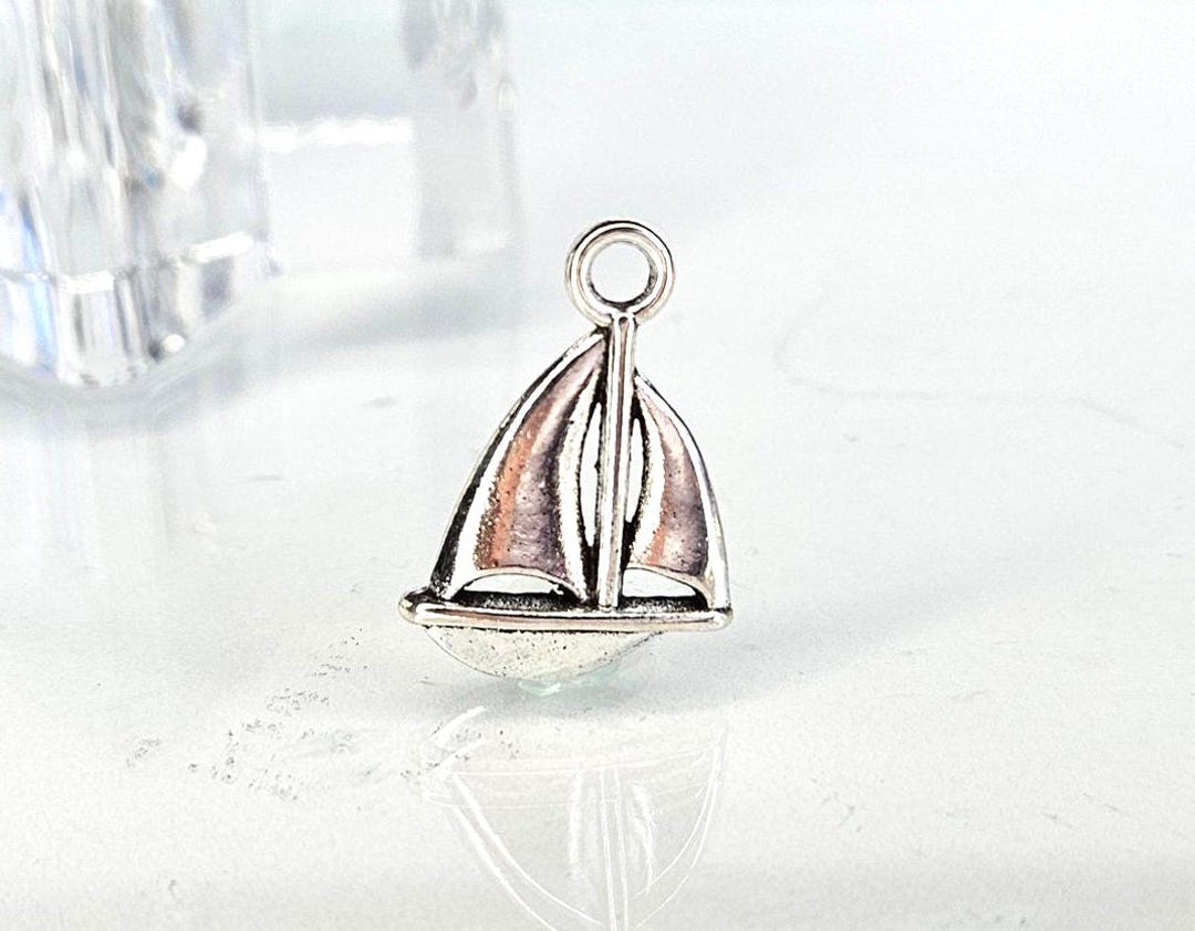 5 Pc Lot Sailboat Charm, Boat Charm, Sailing Charms - One Sided ...