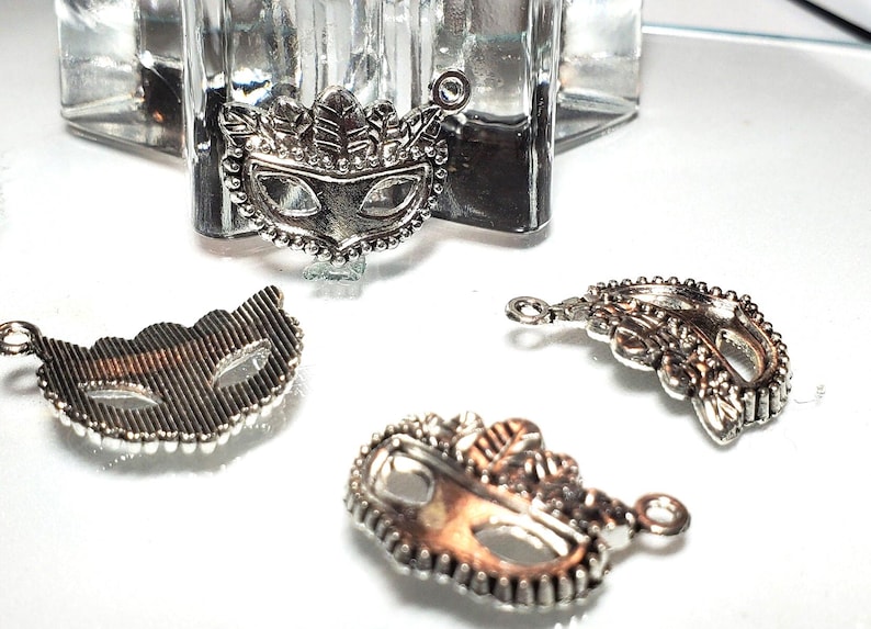 5 Pc Lots Mask Charms, Mardi Gras Charms, Party Charms, Charms ...
