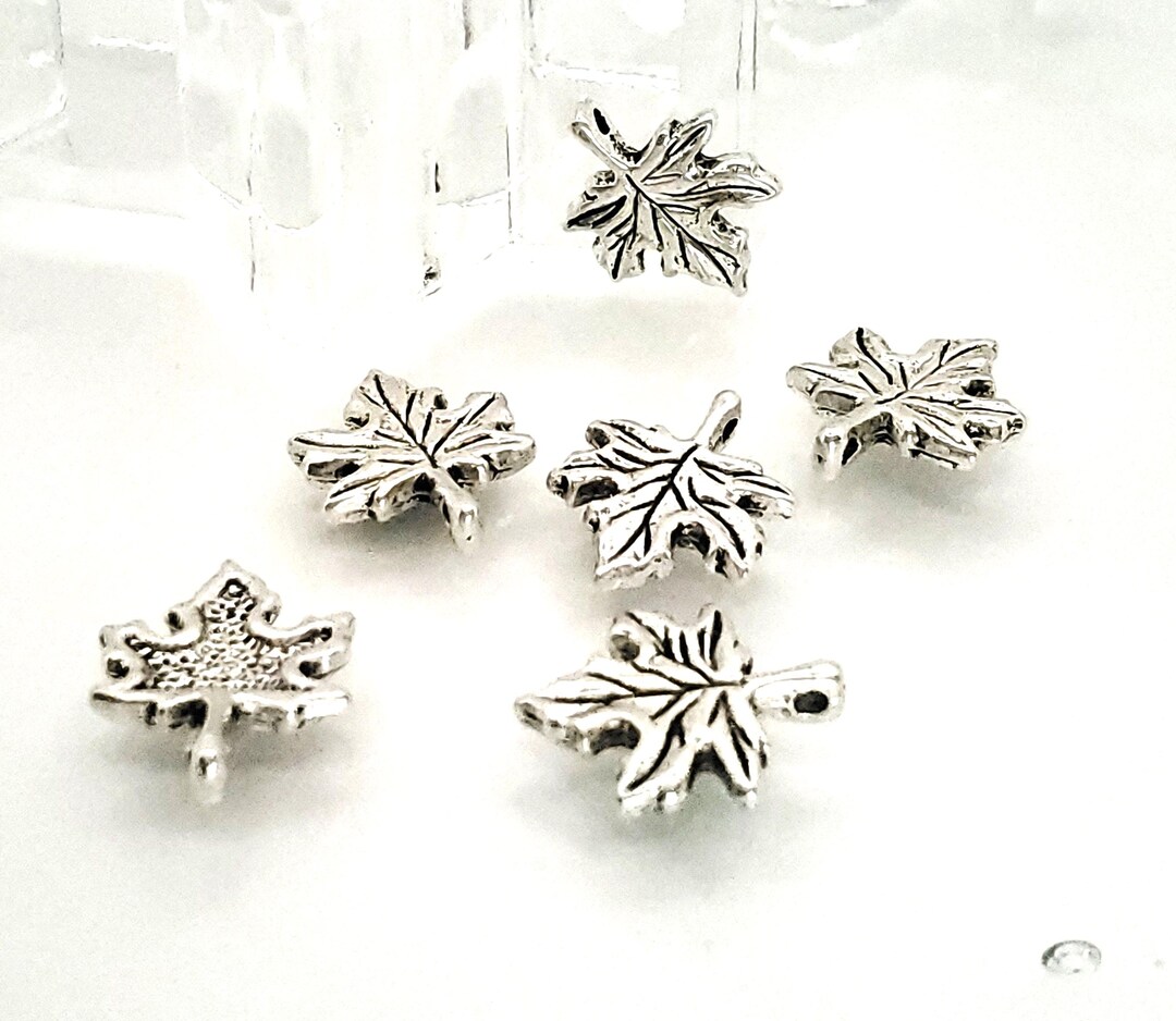 Silver Maple Leaf Charms Textured on Front of Charm / Pendants - 17mm X ...