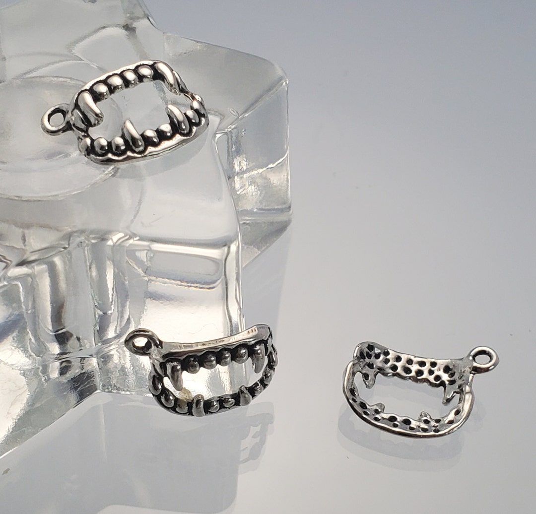 Vampire Teeth Charm, Vampire Fangs, Dracula, Twilight, Halloween Charms ...
