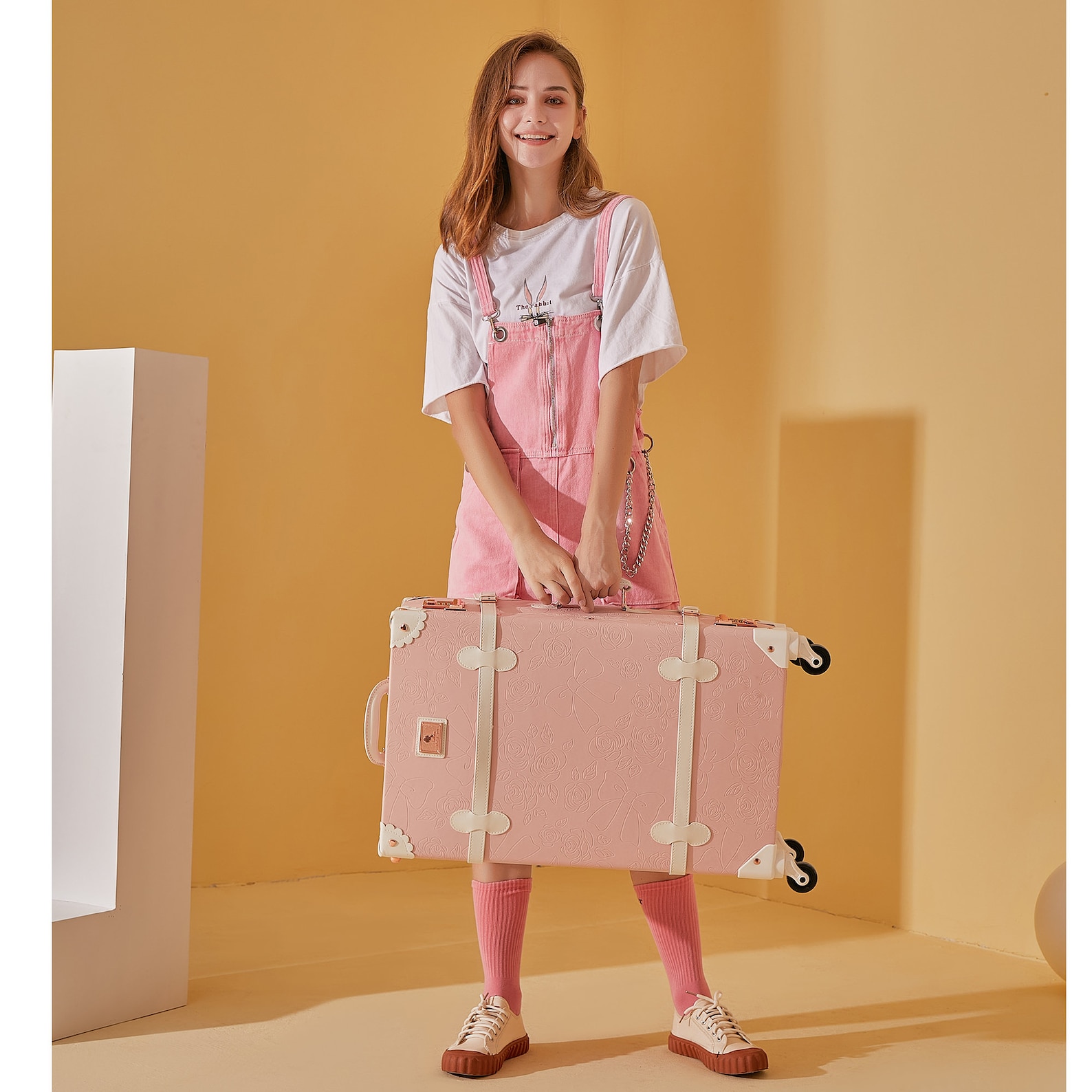 Vintage Style Suitcase for Women, Luggage Set With Wheels and Combo or ...