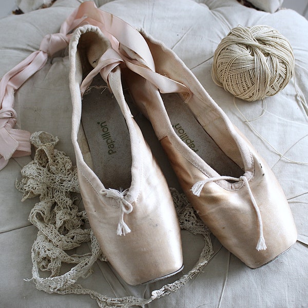 Ballet Pointe Shoes - Etsy