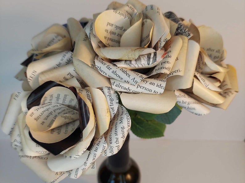 Frankenstein Book Page Rose Bouquet - Etsy