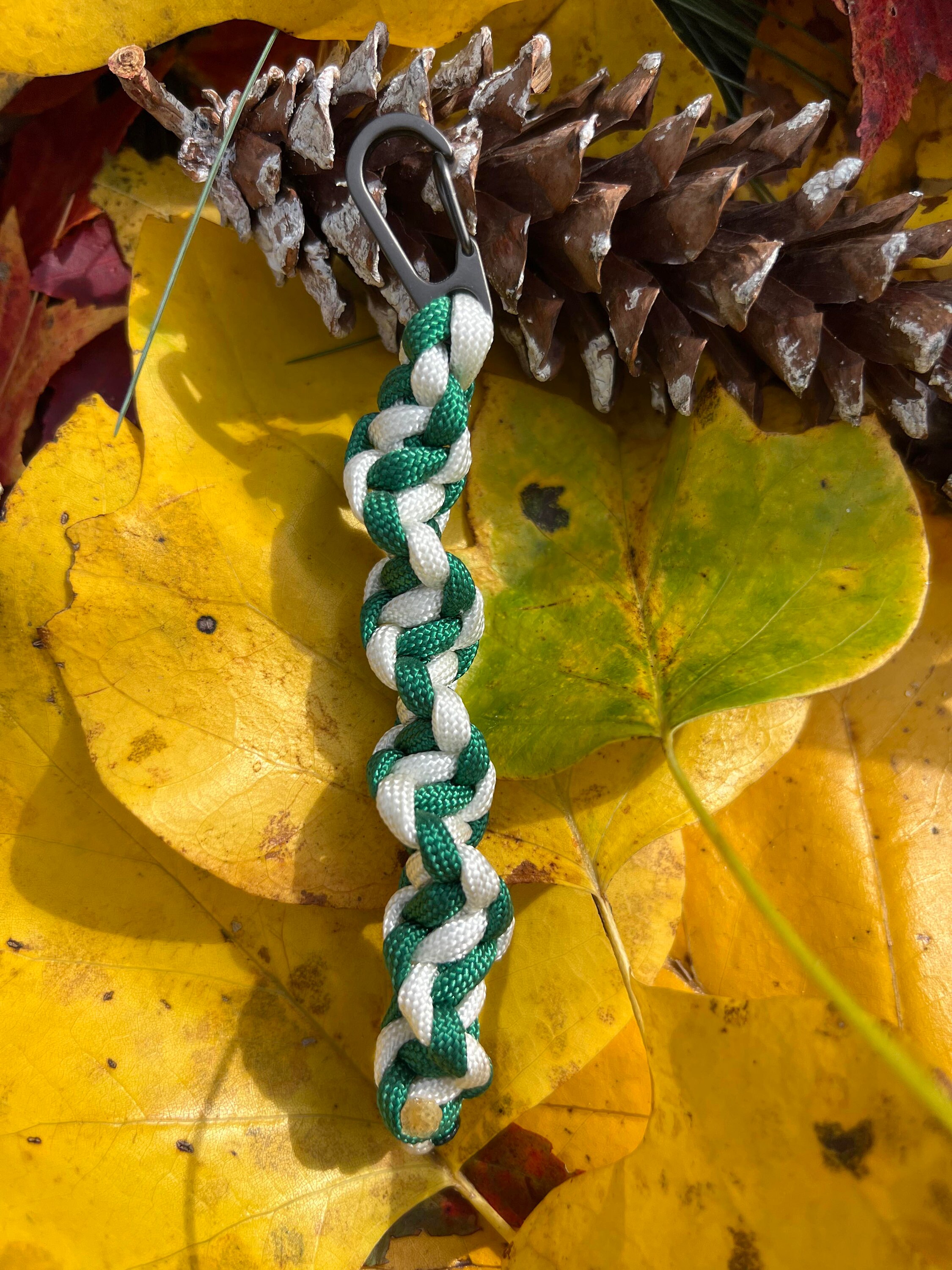 Green and White DNA Helix Paracord Keychain - Etsy