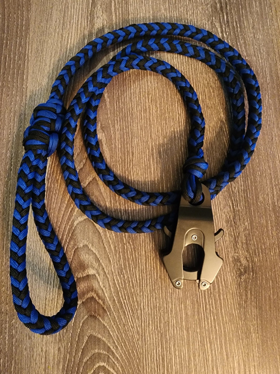 Paracord Dog Leash, Frog Style Slip, 5ft Long, Blue and Black - Etsy