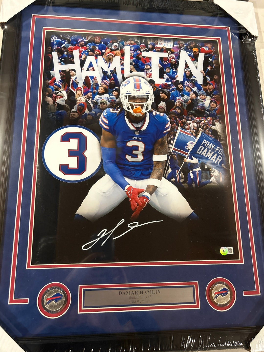 Damar Hamlin Autograph Signed Bills 16x20 Photo Black Framed Blue Suede ...