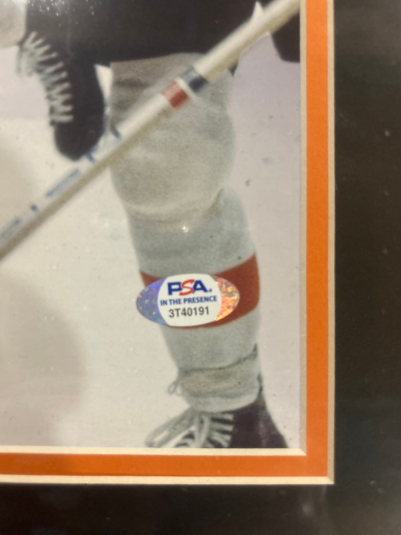 LBC Line Reggie Leach, Bill Barber, Bobby Clarke Autograph Signed ...