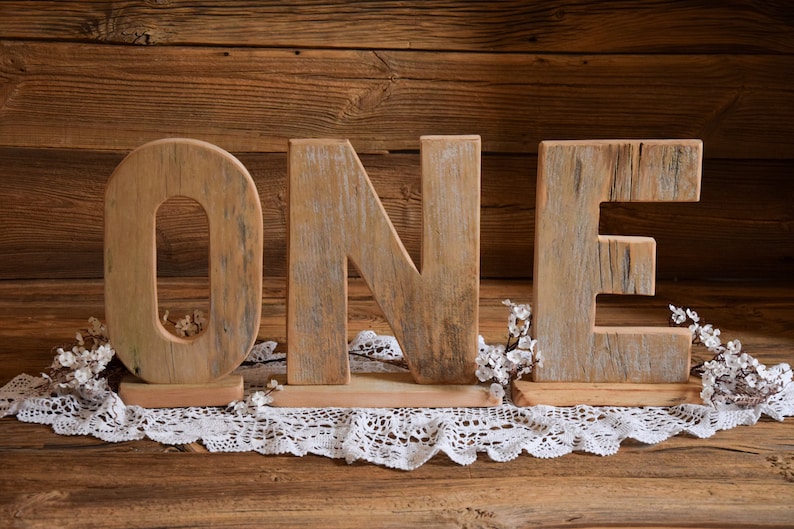 Wooden ONE Sign: First Birthday Photography Prop - Etsy