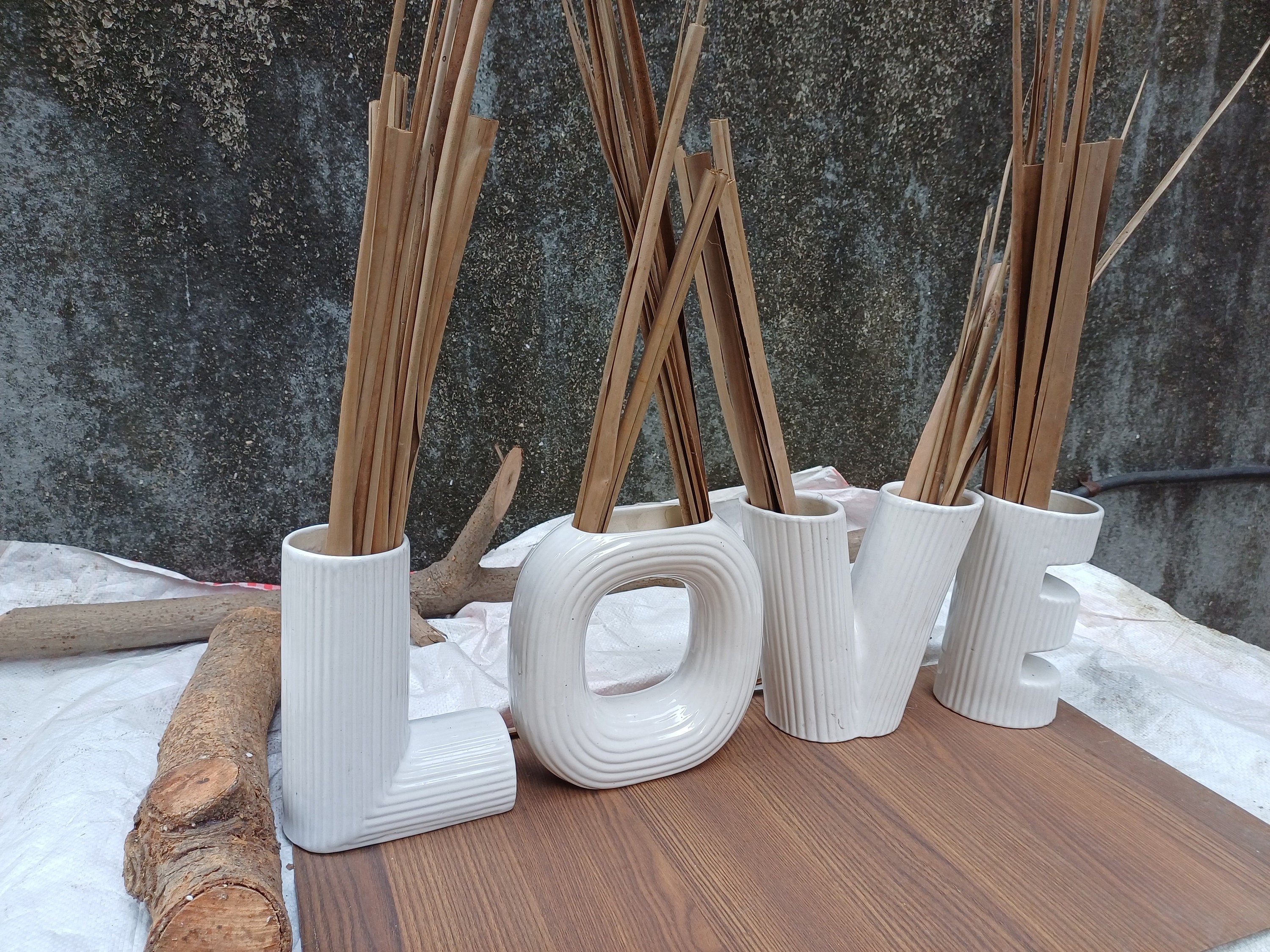 Pottery White Ceramic Vases Set of 4 Pcs LOVE Sign Table Decor ...