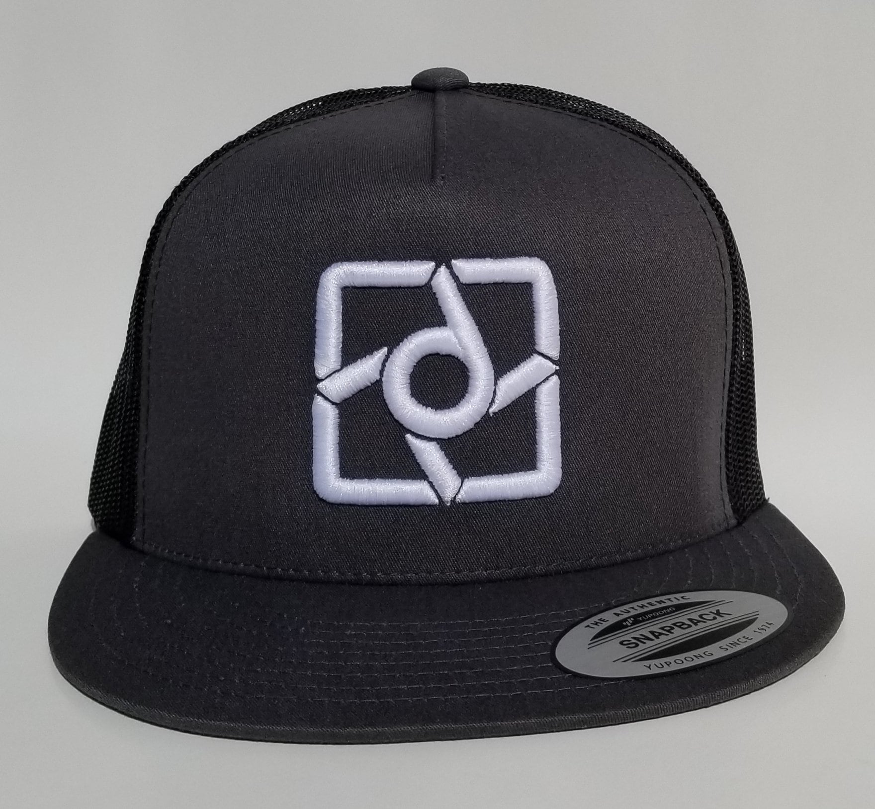 Distinto 3D Embroidery Logo - Etsy