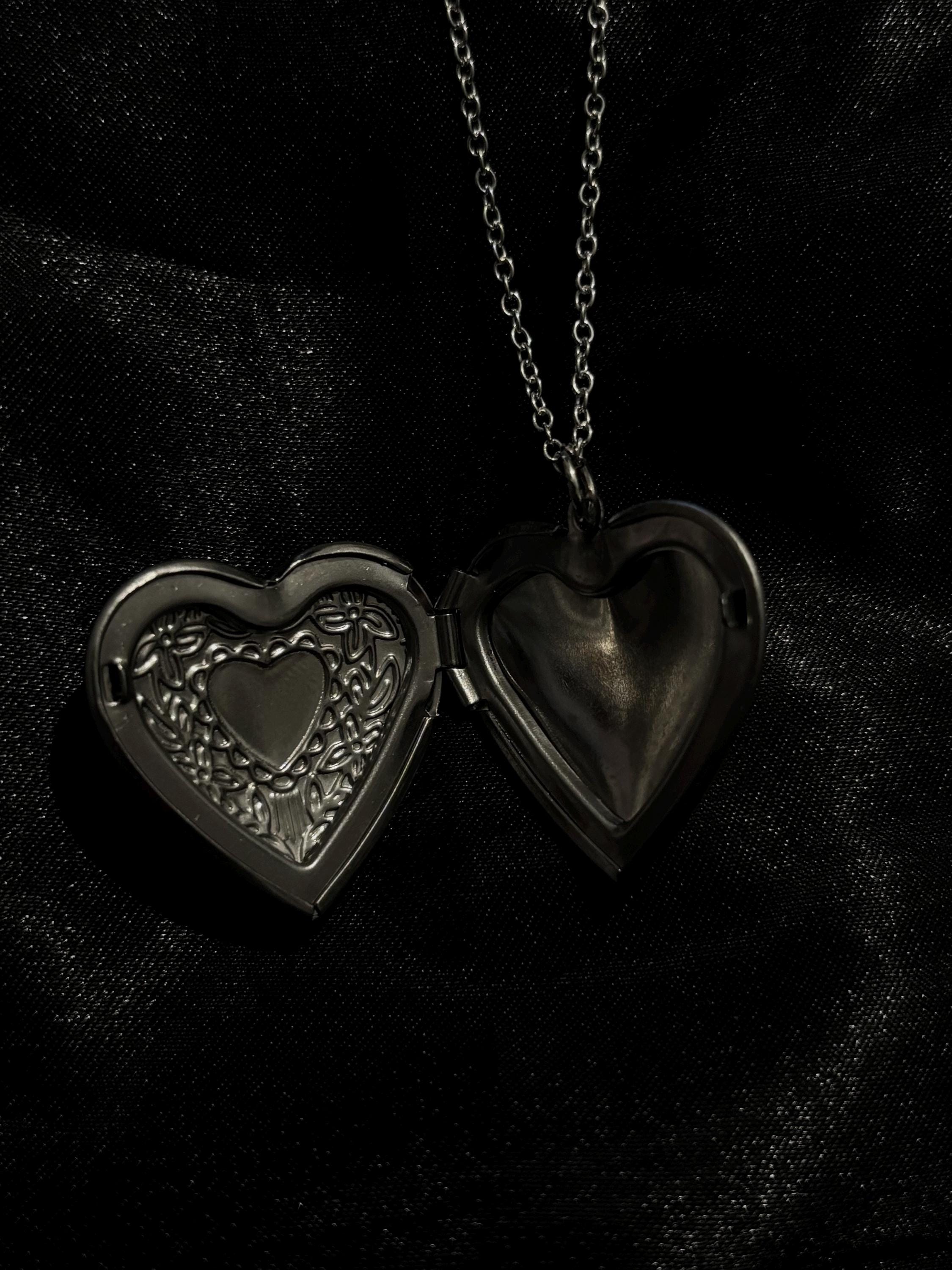 Bat Heart Locket Necklace || Gothic Jewellery || Gothic || Alternative ...