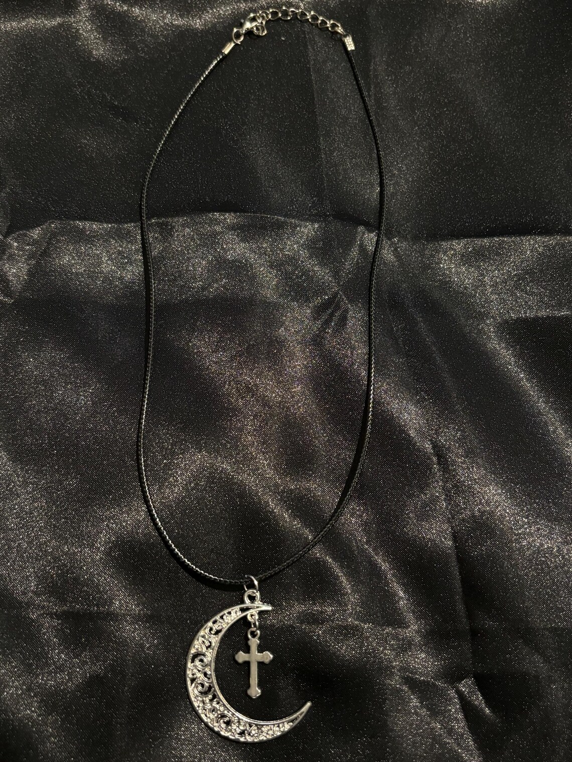 Moon & Cross Necklace || Gothic || Vampire || Alternative || Jewellery ...