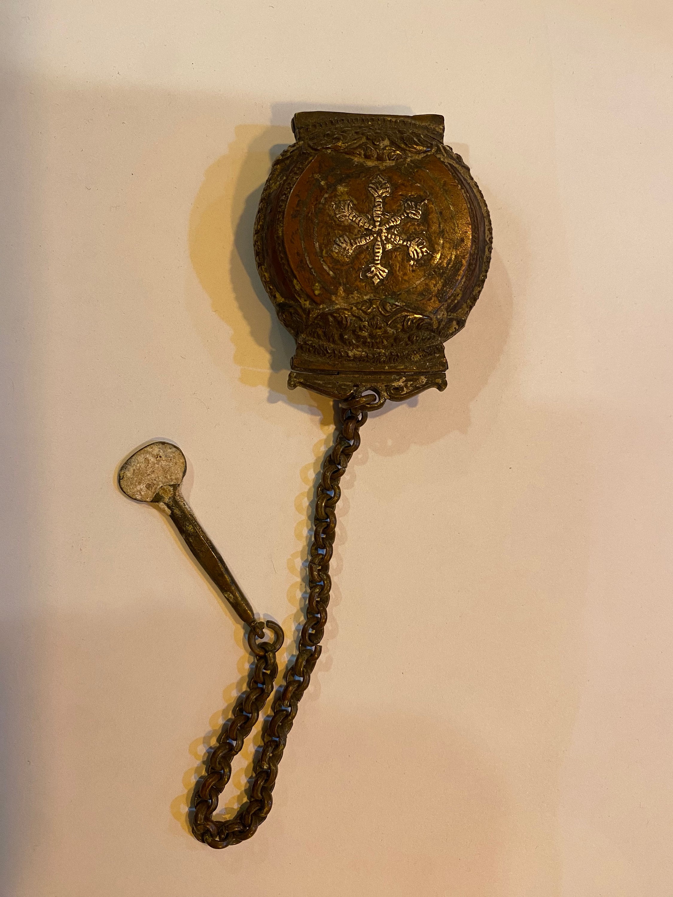 Antique Sri Lankan Lime Betel Box - Etsy