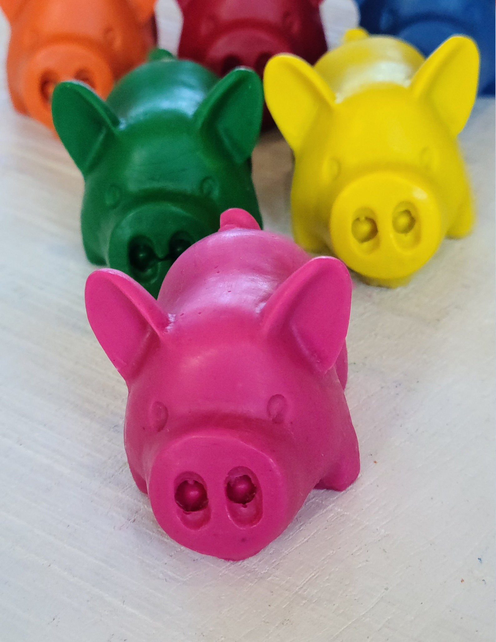 Pig Crayons Recycled CRAYONS Beeswax Crayons Birthday Gift Kids Holiday ...