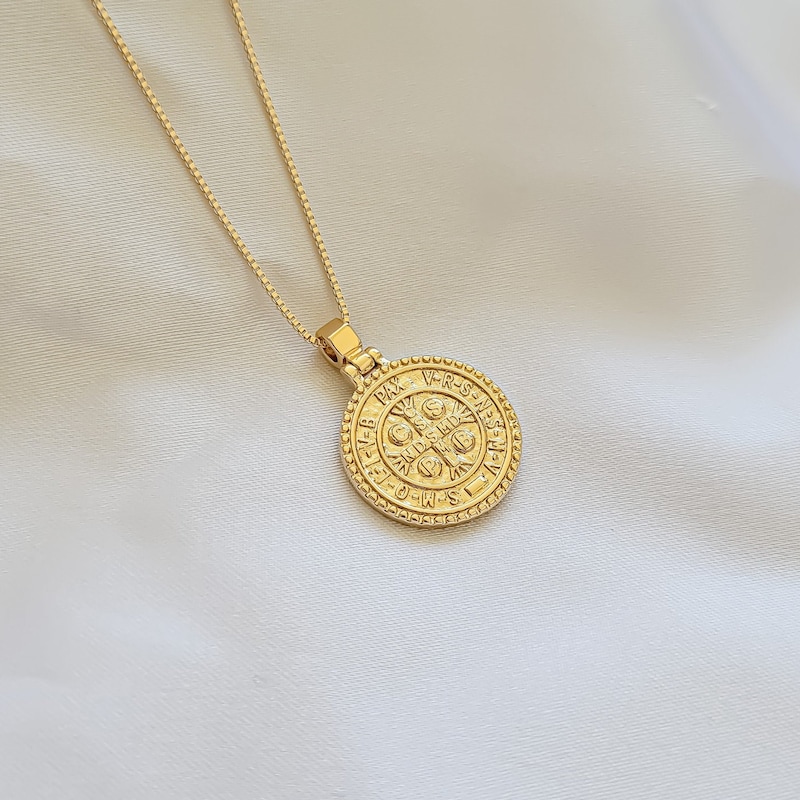 Medallion Jewelry - Etsy