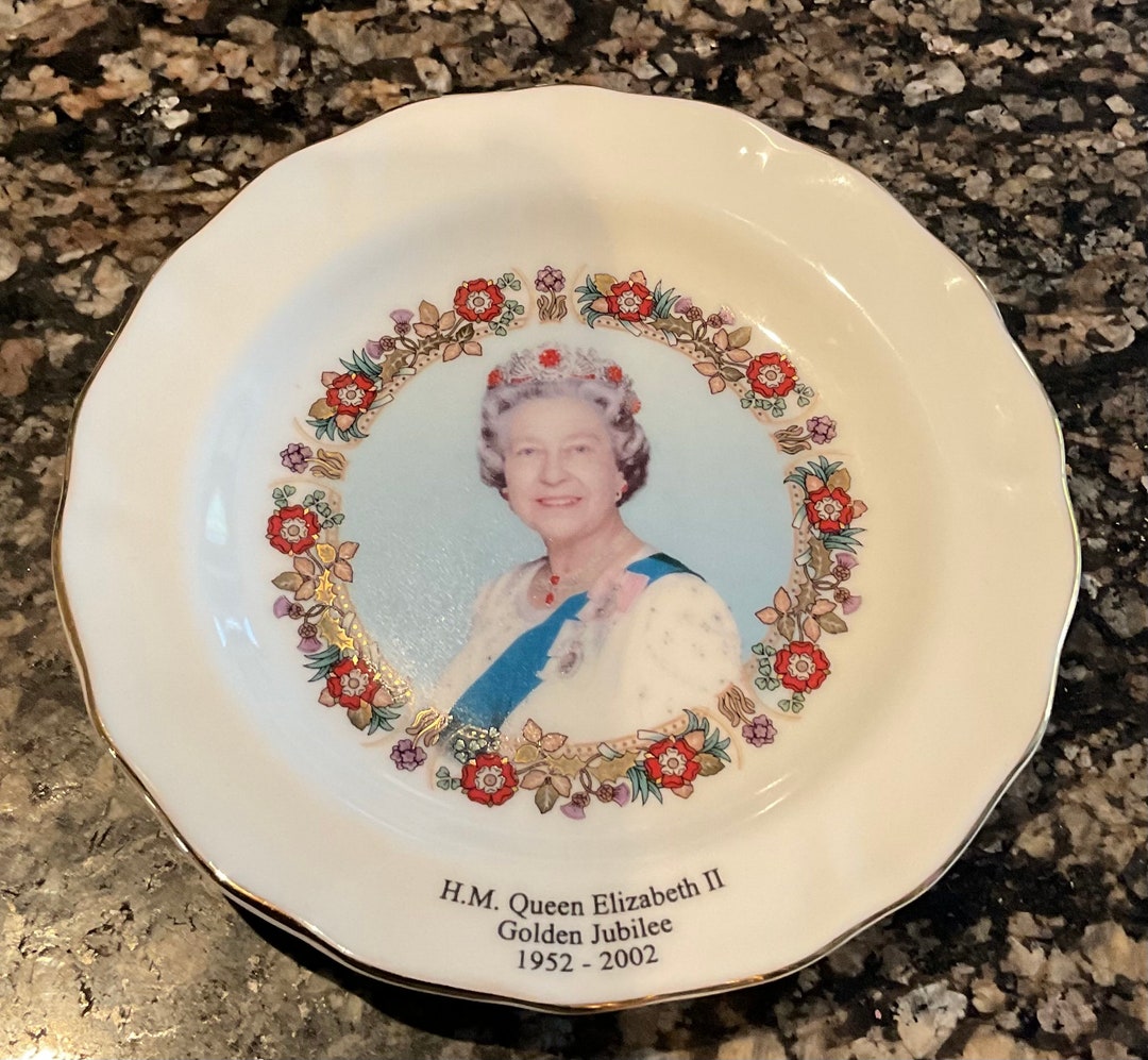 Royal Commemorative Queen Elizabeth II Golden Jubilee Dish - Etsy