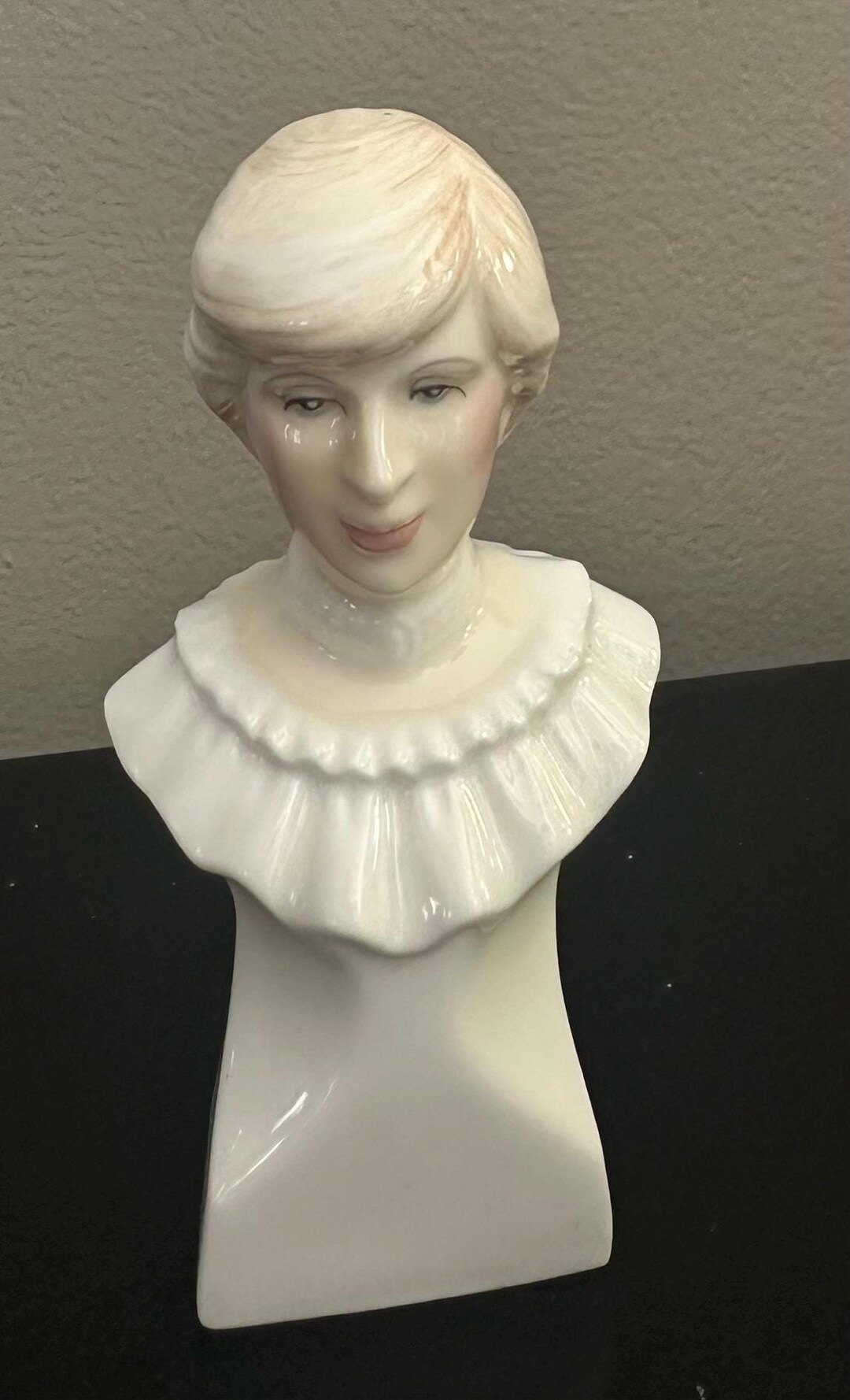 Royal Family Princess Diana LE Bust by Royal Staffordshire - Etsy
