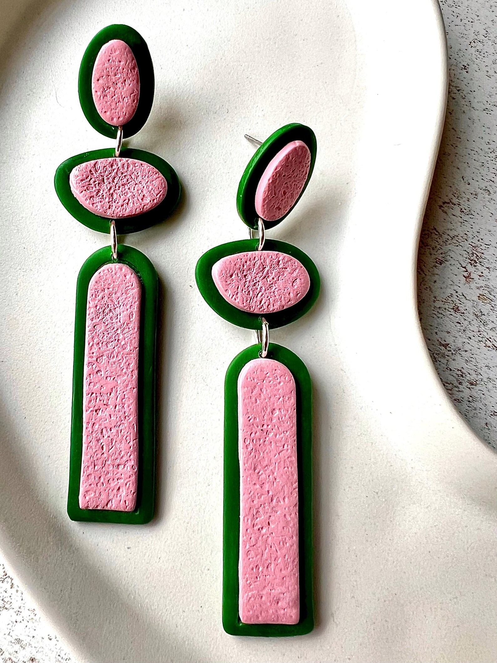 ISLA -pink in Green Background Quirky Fun Organic Shaped Modern ...