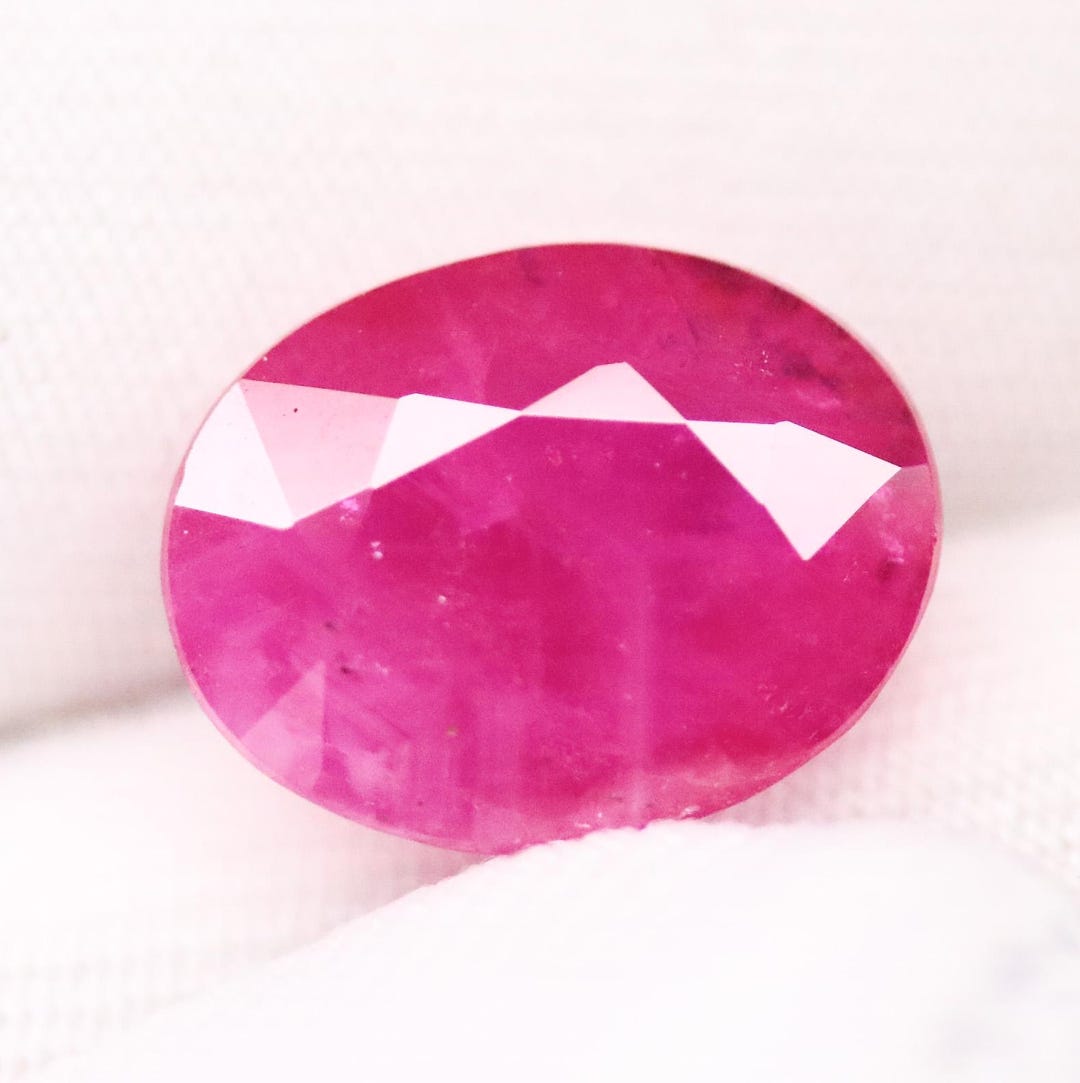 3.80 Ct Natural Ruby Gemstone | Oval Faceted Pinkish-red Manikya Stone ...
