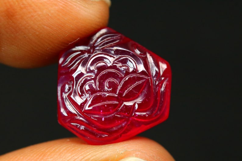 14 Carat AAAA+ Natural Ruby Hand Carved Ruby Gemstone Size 13x15x6 Mm ...