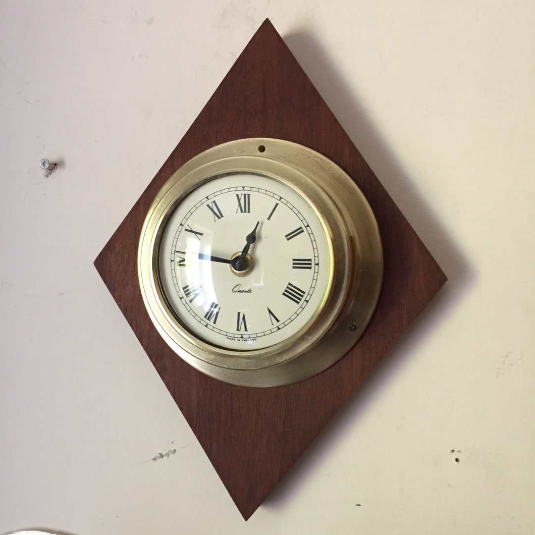 Vintage 1970s/80s Ships Bulkhead Clock Converted to Quartz Battery ...