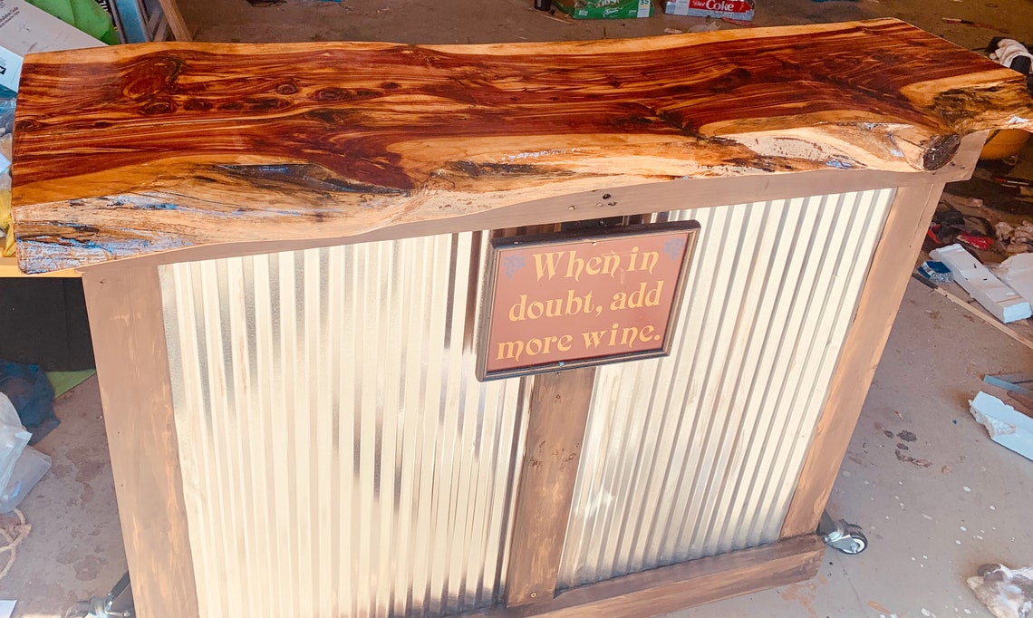 Cedar Live Edge Outdoor Bar - Etsy