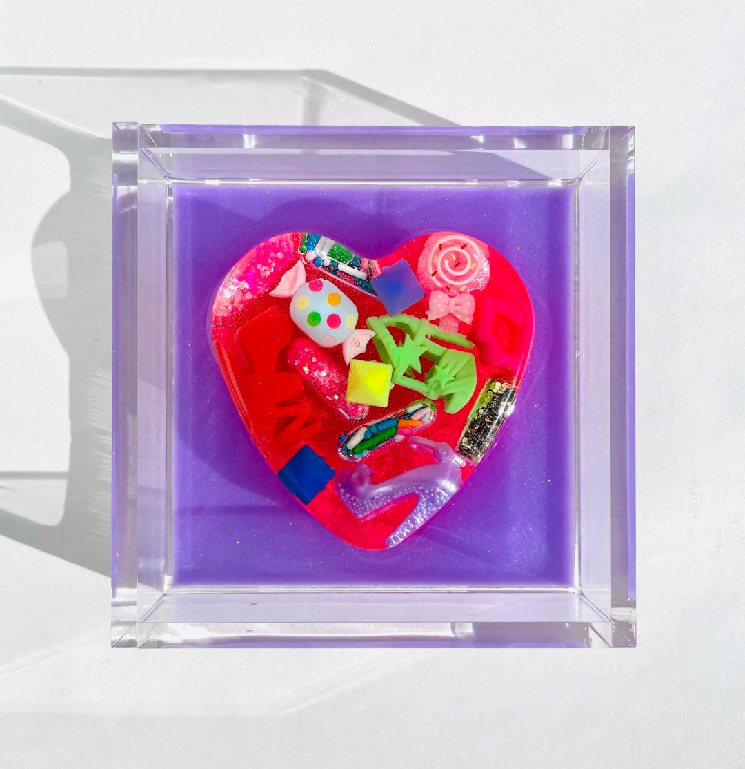 Trinket Heart on Purple 4x4 Square Resin Wall Art in Acrylic Frame - Etsy
