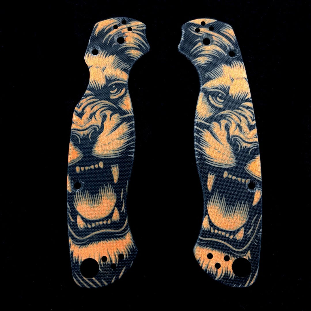 Custom Lionface Pattern G10 Scales for the Spyderco Paramilitary 2 ...