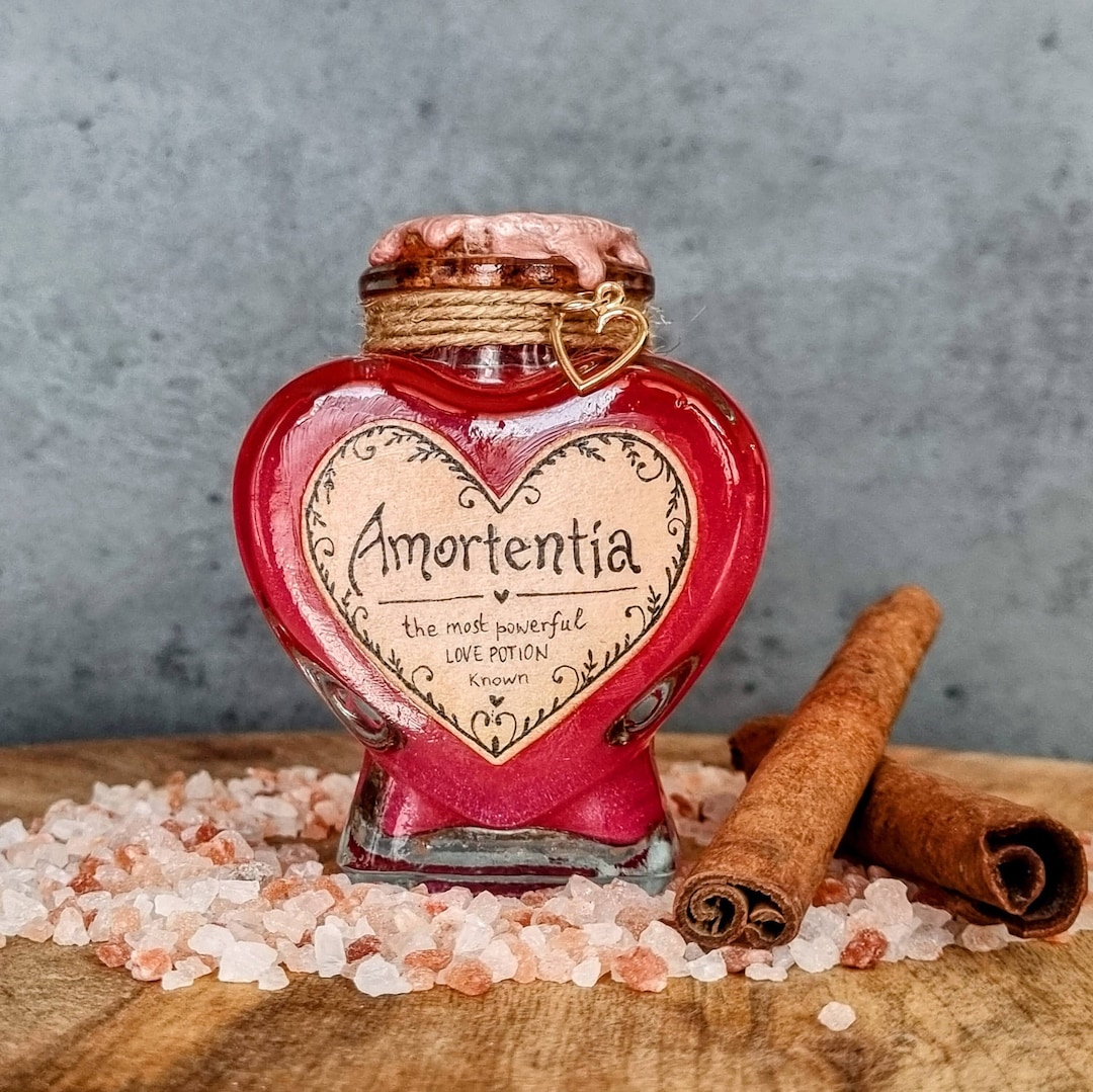 Amortentia | Love Potion | Valentine's Day | 80ml - Etsy
