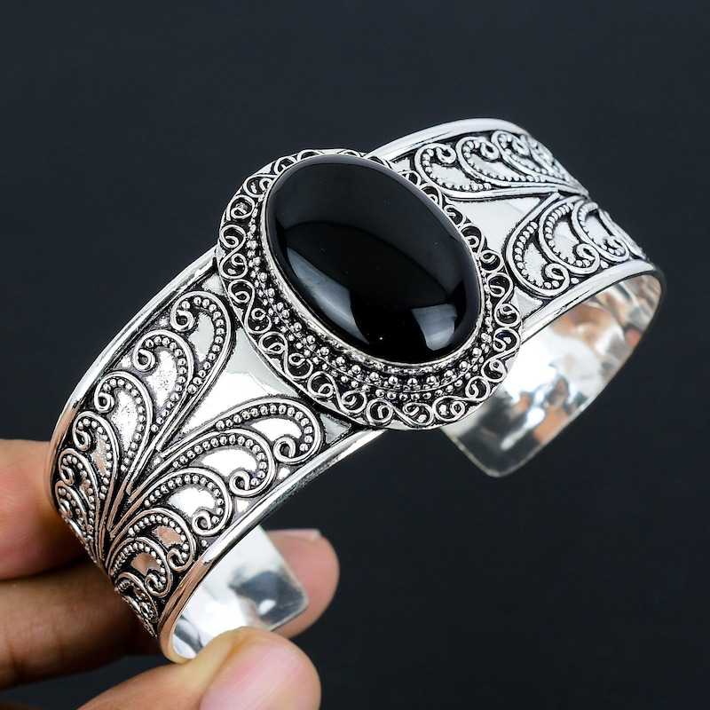 Black Onyx Bracelet - Etsy