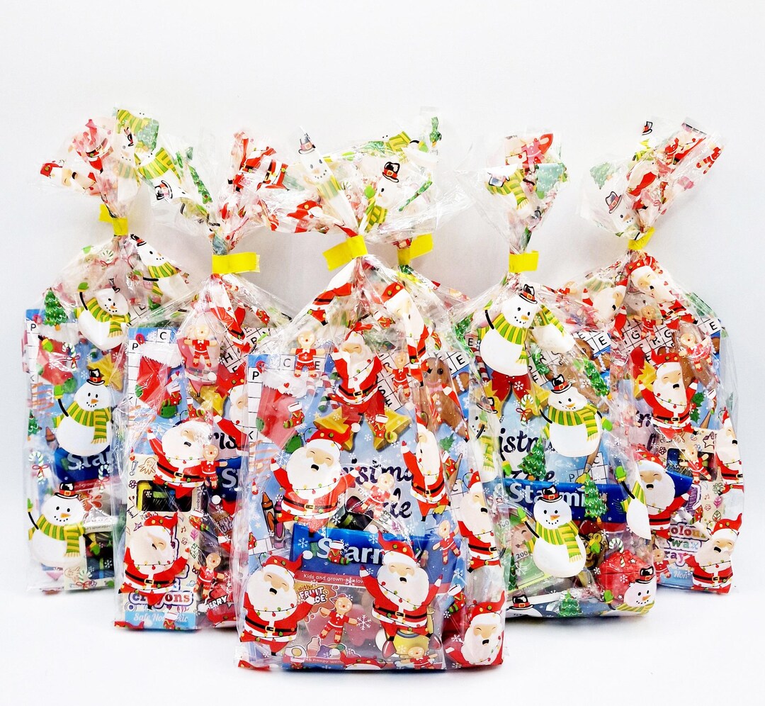 50 X Christmas Unisex Prefilled Party Bags Ready Made Santa and Snowman ...