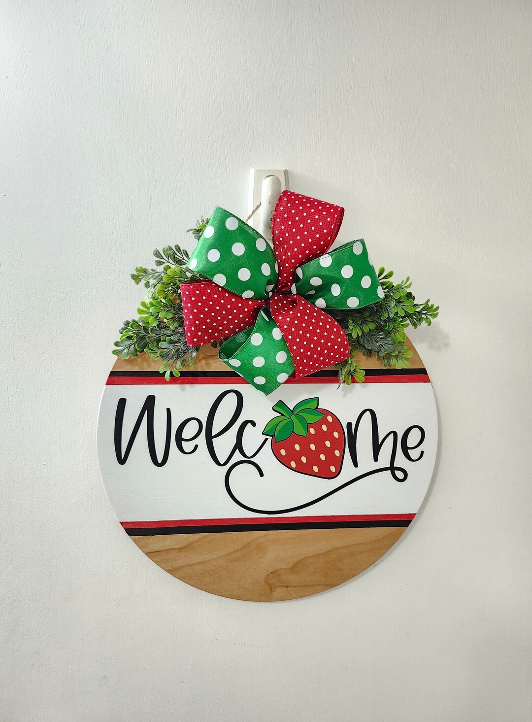 Welcome Strawberry Front Door Wreath, Summer Door Sign, Summer Door ...