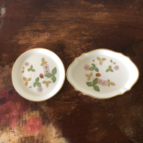 Wedgwood Wild Strawberry - Etsy