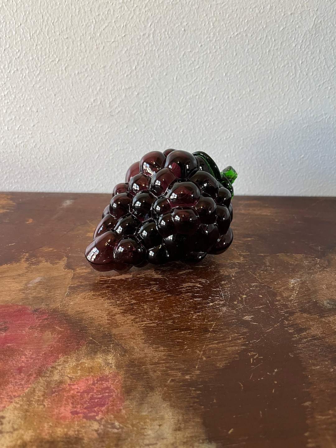 Colored Glass Grape Cluster Buch of Grapes Glass Sculpture Green Leaves ...