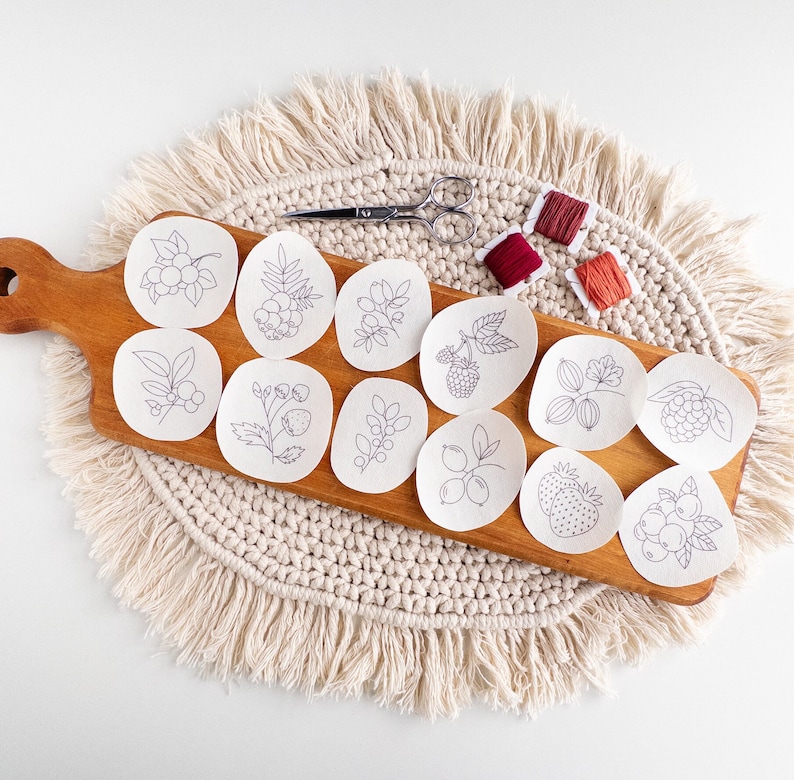 Berry Embroidery Stick and Stitch Patterns | Fruit Embroidery Designs ...