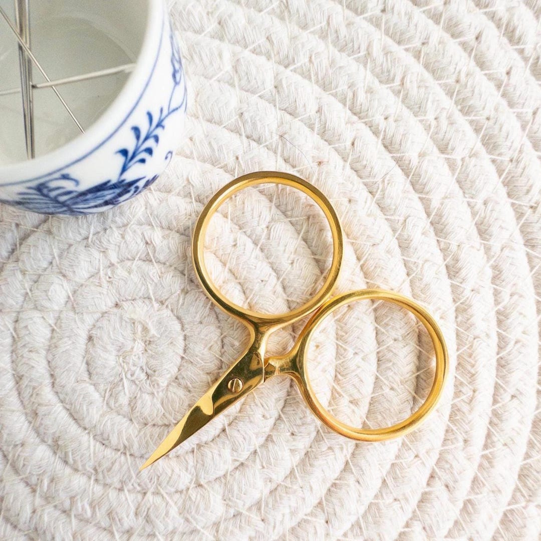 Small Gold Embroidery Scissors | Mini Thread Snips | Scissors With ...