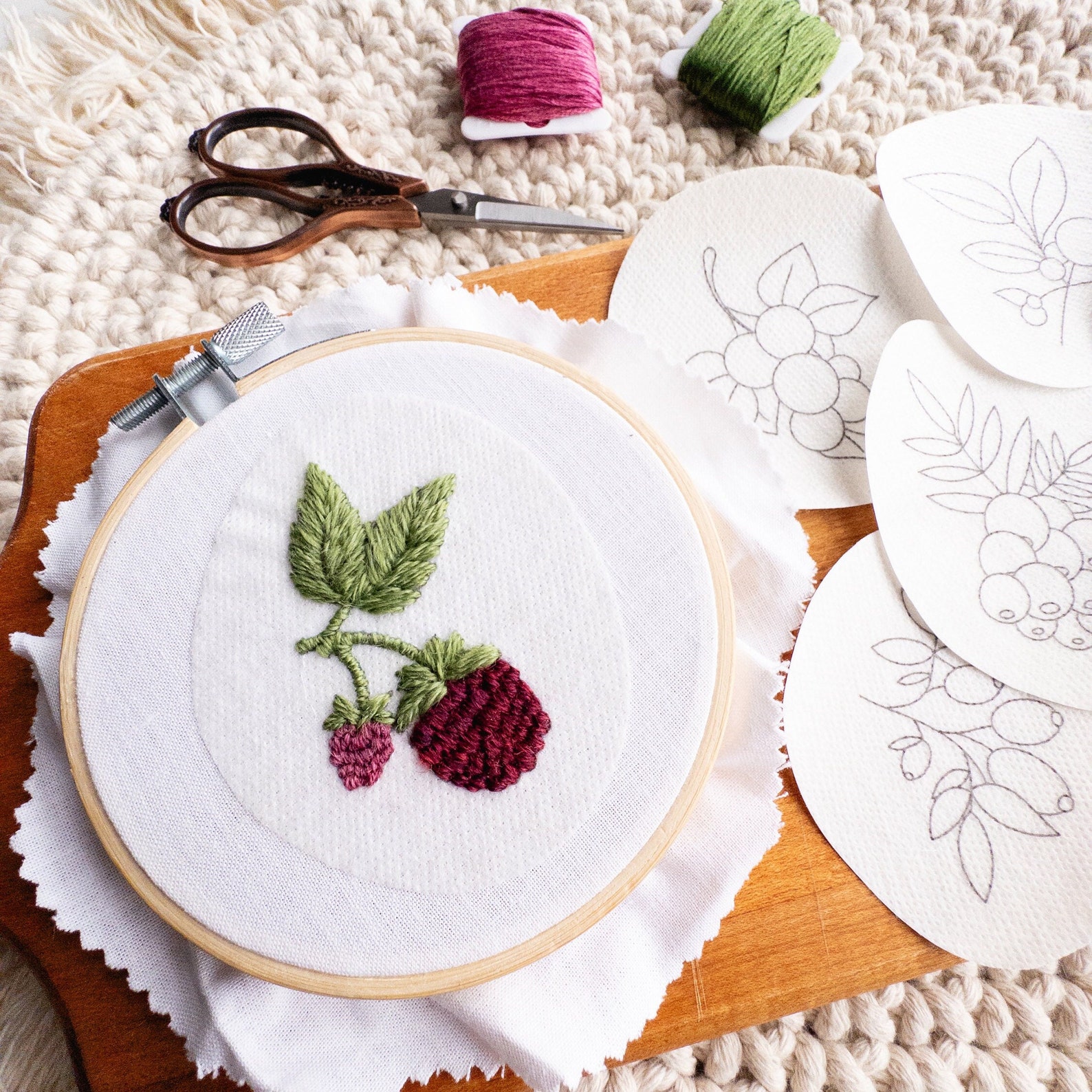Berry Embroidery Stick and Stitch Patterns | Fruit Embroidery Designs ...