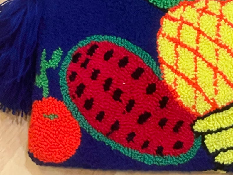80s Vintage Wayuu Tapizado Fruit Fantasy Needlepoint Shoulder Bag ...